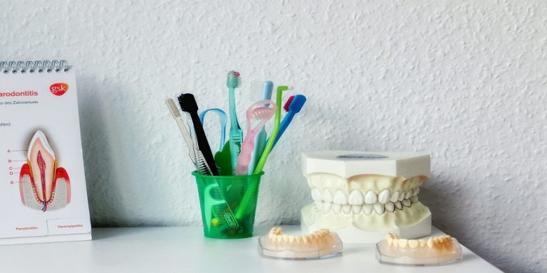 How to Properly Care for Aging Teeth